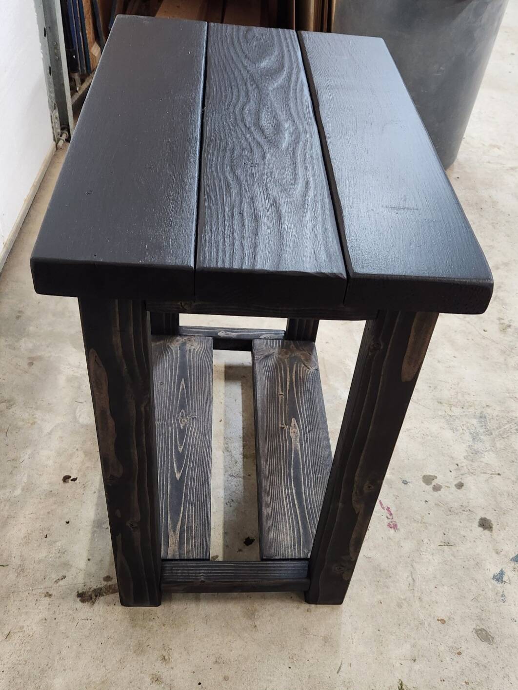 SLOT MACHINE STANDS